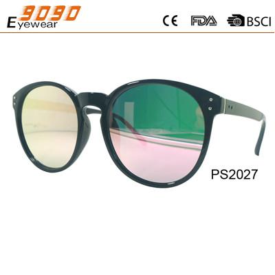 China 2017 hot sale style sunglasses with UV 400 protection lens ,made of plastic for sale