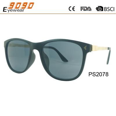 China 2017 fashion plastic sunglasses with 100% UV protection lens, suitable for men and women for sale