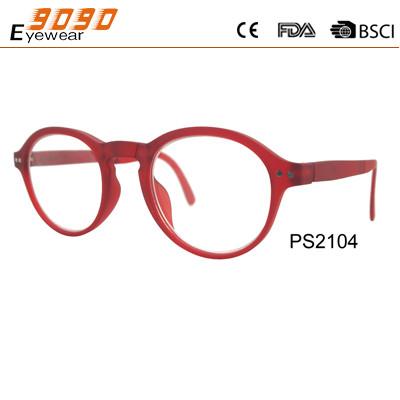 China Gafas de sol de moda plásticas del estilo los 2018 más nuevos, lente ULTRAVIOLETA de 400 protecciones en venta
