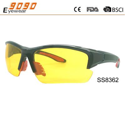 China el estilo caliente de la venta 2018 se divierte las gafas de sol con el marco negro y la lente amarilla del mirrror en venta