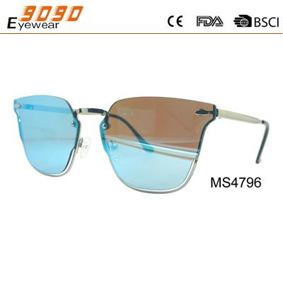China Gafas de sol de moda del metal del estilo los 2018 más nuevos con la lente ULTRAVIOLETA de 400 protecciones en venta
