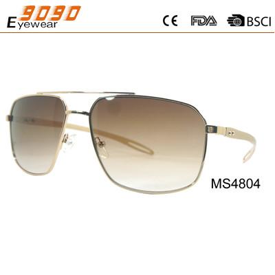 China Gafas de sol vendedoras calientes del metal con la lente ULTRAVIOLETA de 400 protecciones, conveniente para las mujeres en venta