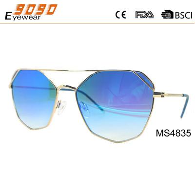 China La nueva llegada y la venta caliente del azul duplicaron las gafas de sol del metal, lente ULTRAVIOLETA de 400 protecciones en venta