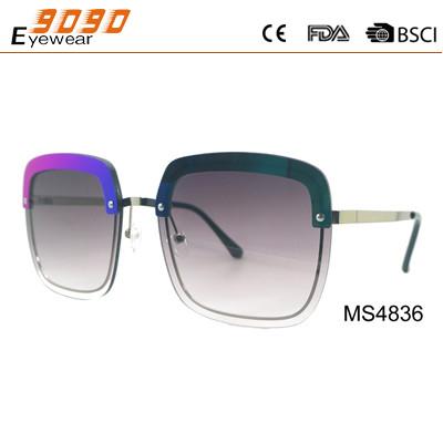 China 2018 gafas de sol calientes del estilo de la venta con el marco metálico, convenientes para los hombres y las mujeres en venta