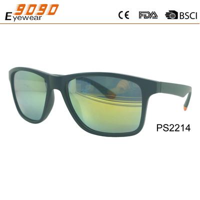 China Vidrios de sol promocionales baratos del regalo, gafas de sol polarizadas del plástico del espejo en venta