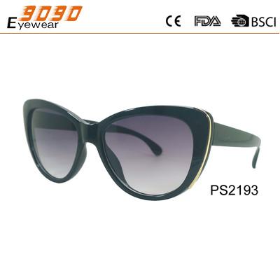 China 2018 gafas de sol unisex del nuevo estilo para los hombres y las mujeres, lente ULTRAVIOLETA polarizada 400 en venta