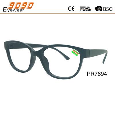China Los vidrios de lectura de moda unisex, hechos del plástico, bisagra plástica, poder sonaron: 1,00 a 4.00D en venta