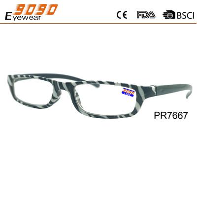China Los vidrios de lectura de moda unisex, hechos del plástico, poder sonaron: 1,00 a 4.00D en venta