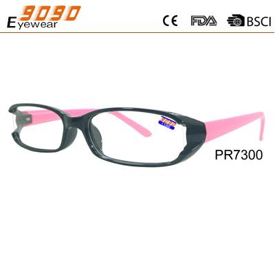 China Estilo de la venta de los vidrios de lectura con la bisagra de la primavera, convenientes calientes para los hombres y las mujeres en venta