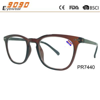China De doble uso para los hombres y las mujeres, vidrios de lectura retros, hechos del plástico con los pernos en el marco en venta
