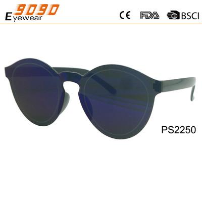 China 2018 gafas de sol ovales unisex del nuevo estilo, polarizadas 400 ULTRAVIOLETA lente, templo de la PC en venta