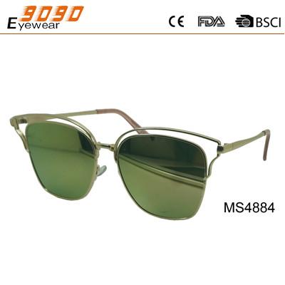 China gafas de sol unisex marco metálico, nuevo estilo de diseñador de moda, lente UV400 en venta