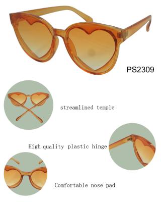 China Gafas de sol de moda de señora con forma de corazón, lentes de protección UV en venta