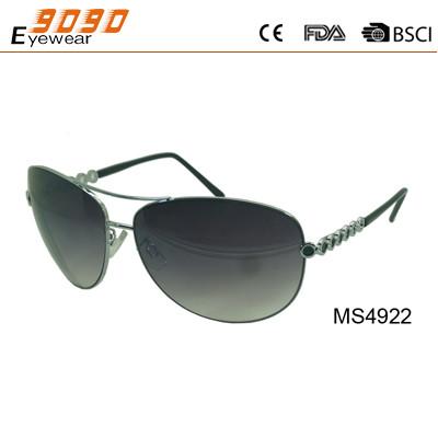China metal 2018 de la moda del rectángulo con la lente ULTRAVIOLETA de la protección del 100%, conveniente para los hombres y las mujeres en venta