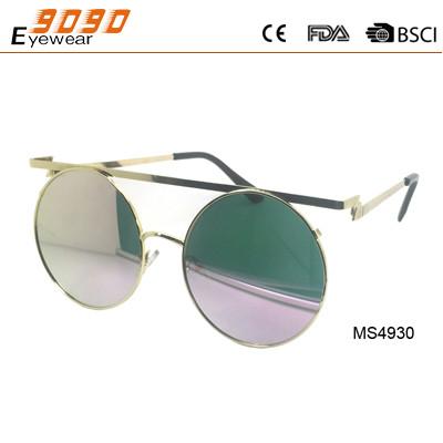 China Gafas de sol con el marco redondo del metal, nuevo estilo de diseñador de moda, lente ULTRAVIOLETA de 400 protecciones en venta