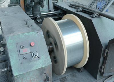 Galvanisierter Federstahl-Draht für Rohr und bespritzen 0.90mm 1.00mm 1.30mm mit einem Schlauch