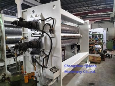Chine Machine gravante en refief de tissu non-tissé de l'acier allié 430×2420 à vendre