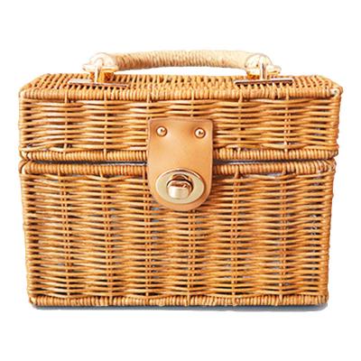 China Factory Direct Supply Lady Rattan Woven Bag Crossbody Chain Bags Little Square Bag for sale