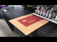 UM sistema I3200 de Better Printer Control da impressora a jato de tinta da PASSAGEM usa-se para a impressora da caixa