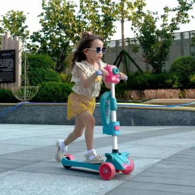 Cina 3-8 anni Ragazzi Ragazze di plastica Bambini Scooter a tre ruote Scooter a tre ruote 30kg in vendita