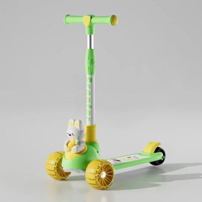 Cina Durable 6km/h Kids 3 Wheel Scooter giocattoli Scooter pieghevole personalizzabile in vendita