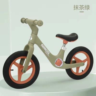 Cina Bicicletta di bilanciamento da 12 pollici regolabile con sedile pieno di aria per bambini in vendita