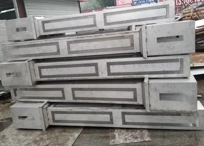 Cina taglio di strato perforato dell'acciaio inossidabile 304 di 5mm alla dimensione con la macchina del laser in vendita