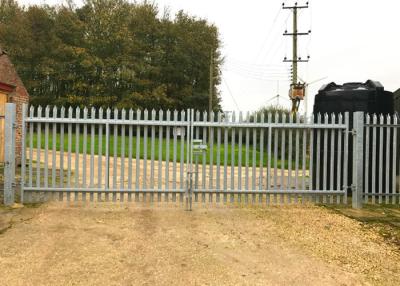China 6 Ft * 8 Ft  Spear Top Steel Fence Panel Powder Coated Galvanized for sale