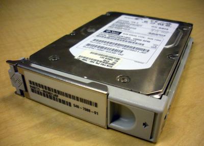 Cina 3,5 Drive del hard disk XRB-SS1CE-146G15KZ 540-7088 del server di SUN di SRS 540-6562 146GB 15k in vendita