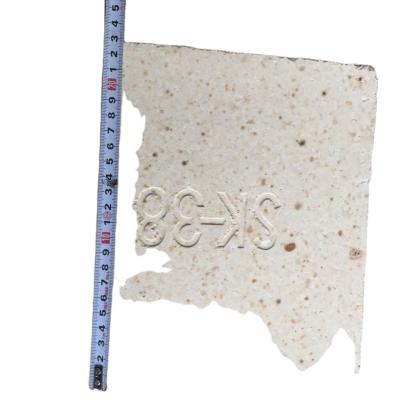 China Gepersonaliseerde grootte ZrO2 42% Hoog alumina vuurvaste baksteen bulk voor maximale aanpassing Te koop