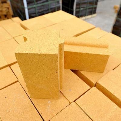 Cina Forno ad alta tensione ad alta tensione, mattoni speciali ad alta tensione di alluminio con basso contenuto di MgO e 0% di MgO in vendita