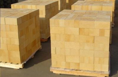 Cina Mattoni di alluminio giallo chiaro adatti a tutti i forni in vendita