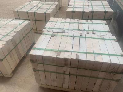 中国 CrO 含有 % 0.2-0.3% ガラス炉用火熱性レンガ 販売のため