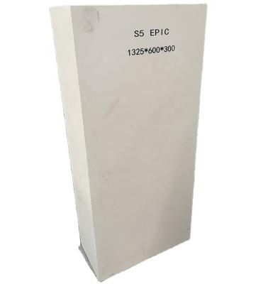 中国 Fe2O3 含有量 ≤0.1% 耐火性溶融型鋳造 S5 EPIC AZS 陶磁ガラス炉用レンガ 販売のため