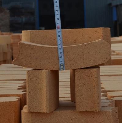 Cina Dimensioni personalizzate Arco universale refrattario di mattoni di alta allumina per la costruzione in vendita