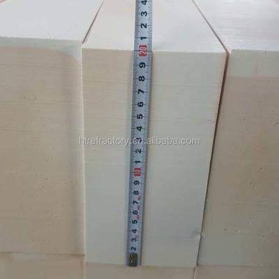 Cina Piccolo contenuto di MgO Zirconia Corindone Refractory Brick Customizable AZS in vendita