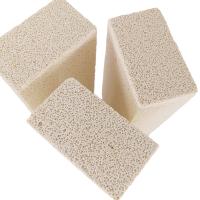 China 94% SiO2 Content Silica Refractory Baking Stone for Temperature Applications for sale
