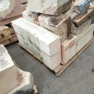 China Fused Cast AZS Refractory for Glass Industry SiC Content 1.2-1.4% and Low CaO Content for sale
