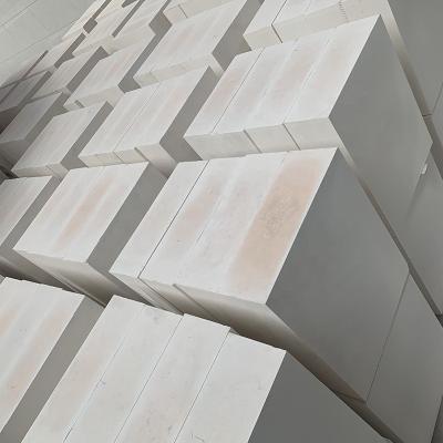Cina Contenuto di Al2O3 bianco % 4% blocco a forma di fuso AZS 36 peephole per forno a fusione di vetro in vendita