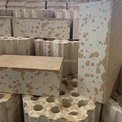 Cina mattoni di silicio refrattari di colore bianco giallo multifunzione per rivestimento dei forni in vendita