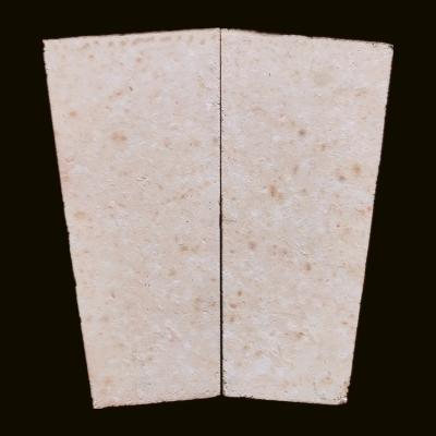 China Industry Ceramic Insulator Block Brick Tile Made of High Alumina Bauxite Raw Material for sale