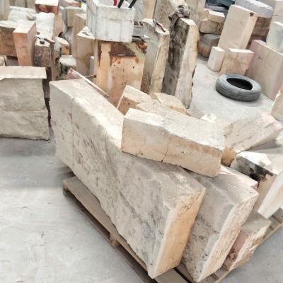 中国 ガラスキルン アズ ブロック 散装密度 3.7 g/cm3 商業用シンタールジルコニアコロンドムレンガ 販売のため