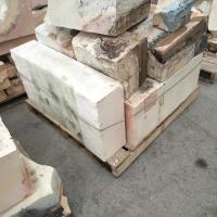 China Customized Size Multi-Function Refractory Castable Firebricks with Little MgO Content for sale
