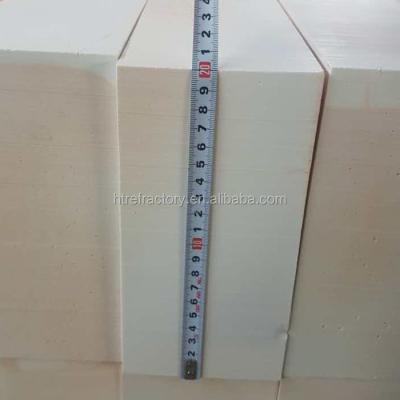 China Gebruikte vuurvaste bakstenen met een SiC-gehalte van 1,2-1,4% en een laag MgO-gehalte Te koop