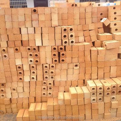 China Lichte isolatiebaksteen voor industriële ovens Koudbrekingsvermogen 20-30 MPa Te koop
