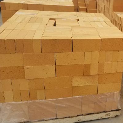China 38-48% Al2O3-gehalte Gesmolten Magnesiet vuurvaste blok voor temperatuurtoepassingen Te koop