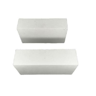 China Corundum Mullite Insulating Brick for Cement Kilns Exceptional Thermal Shock Resistance for sale