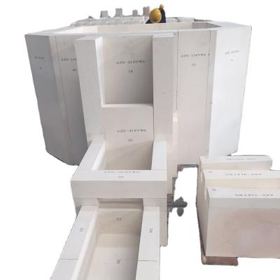 Cina Blocco di mattoni di zirconia-corindono personalizzato per forno di vetro con contenuto di CrO da 0,1-0,3% in vendita