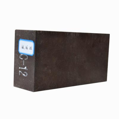 Cina 3.0g/cm3 Densità di massa Magnesia mattoni cromati per forno di fusione Lunga durata di vita in vendita