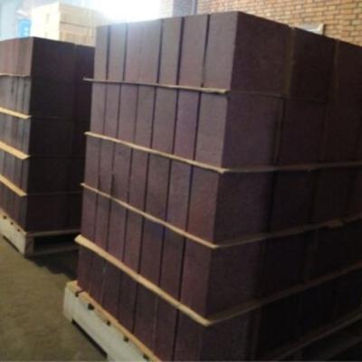 Cina 18% porosità apparente mattoni di magnesia cromatici direttamente combinati per forni a temperatura in vendita
